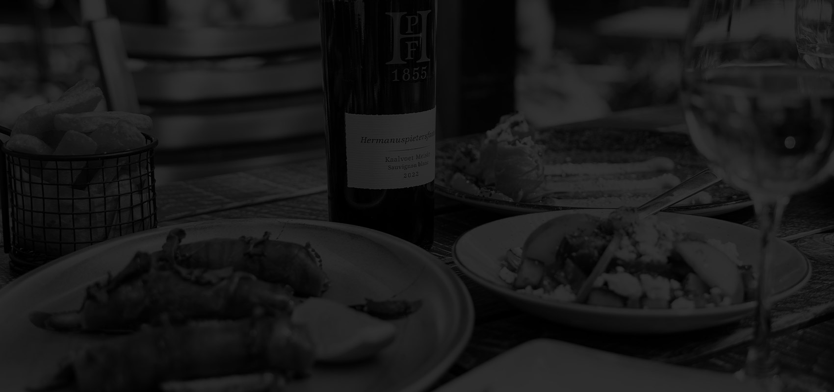 menus - the social grill